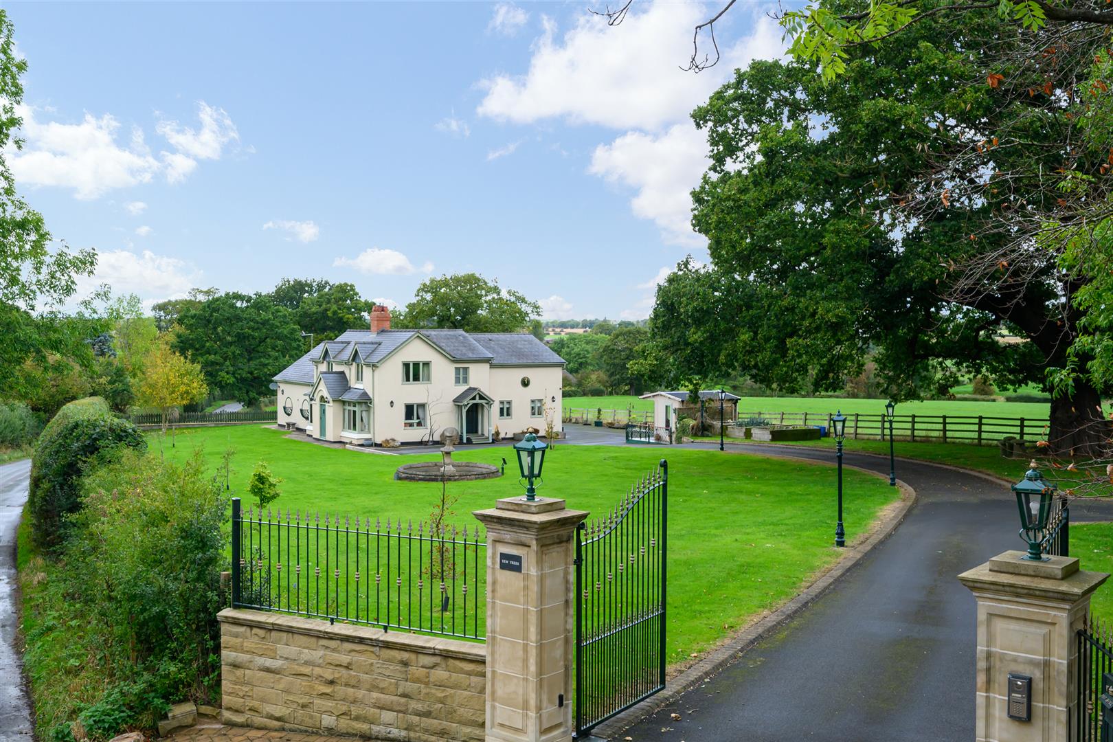 Yew Trees, Fauls Green, Whitchurch, SY13 2AS | Estate Agents & Auctioneers